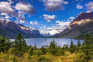 Ceremony Locations in Glacier National Park - honeybeeweddingsmt.com