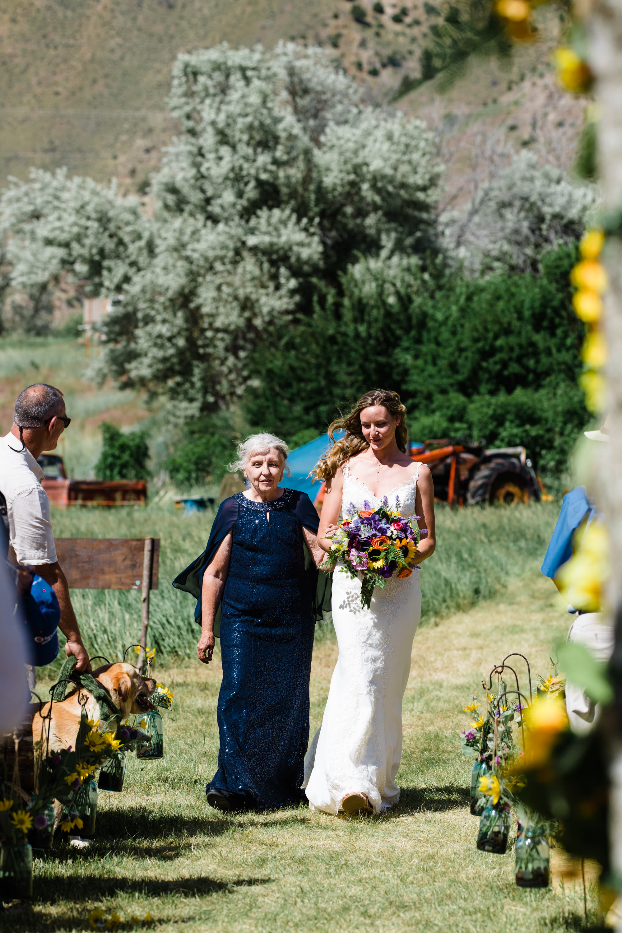 Yellowstone National Park Wedding - honeybeeweddingsmt.com