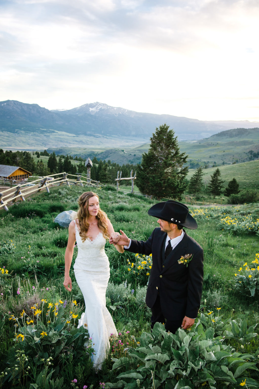 Yellowstone National Park Wedding - honeybeeweddingsmt.com