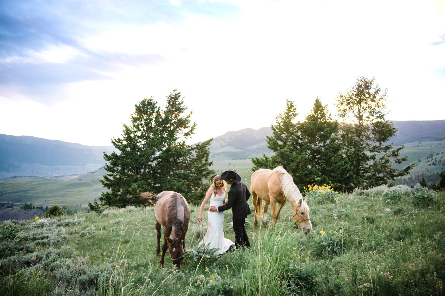 Yellowstone National Park Wedding - honeybeeweddingsmt.com