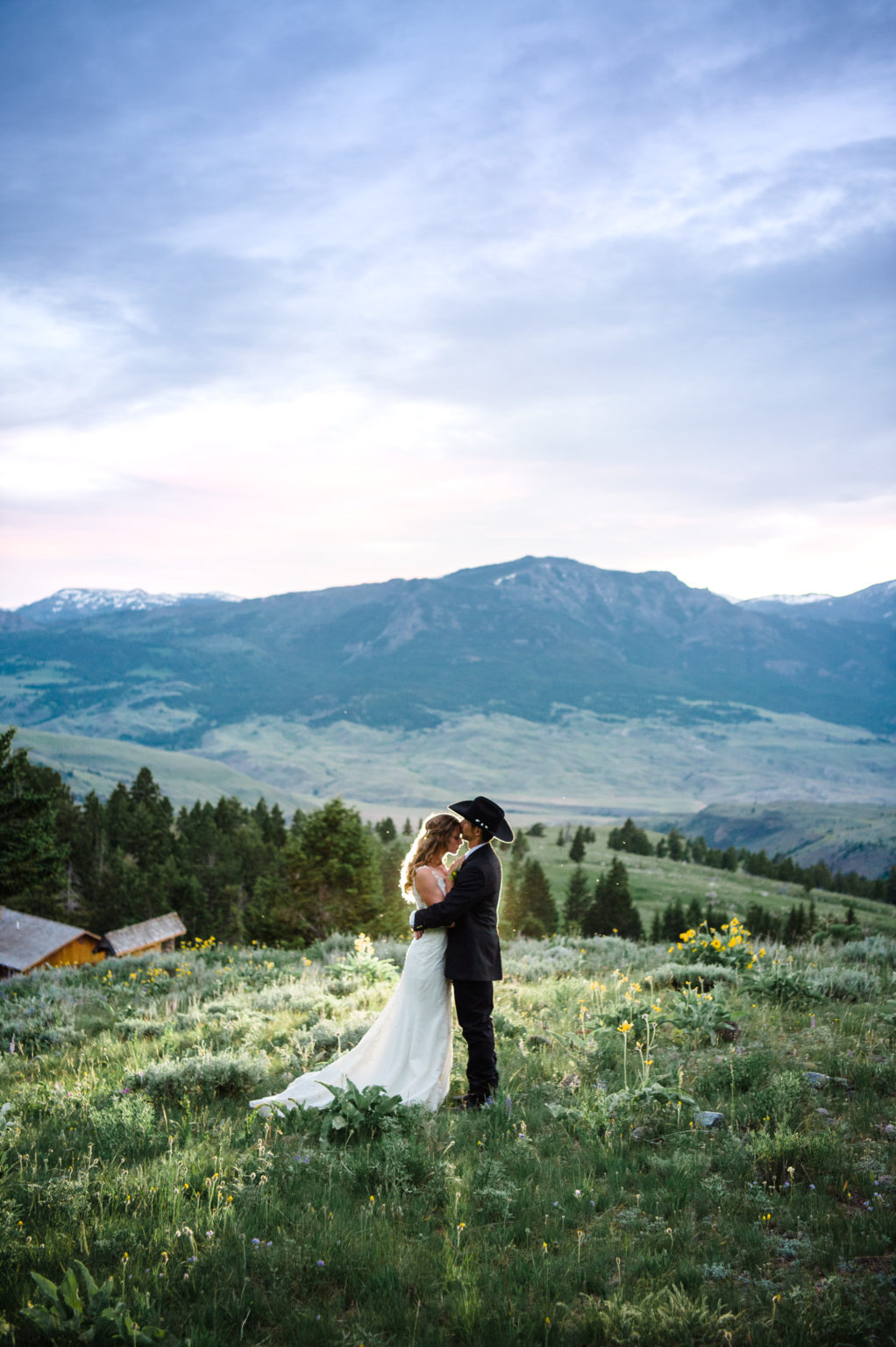 Yellowstone National Park Wedding - honeybeeweddingsmt.com