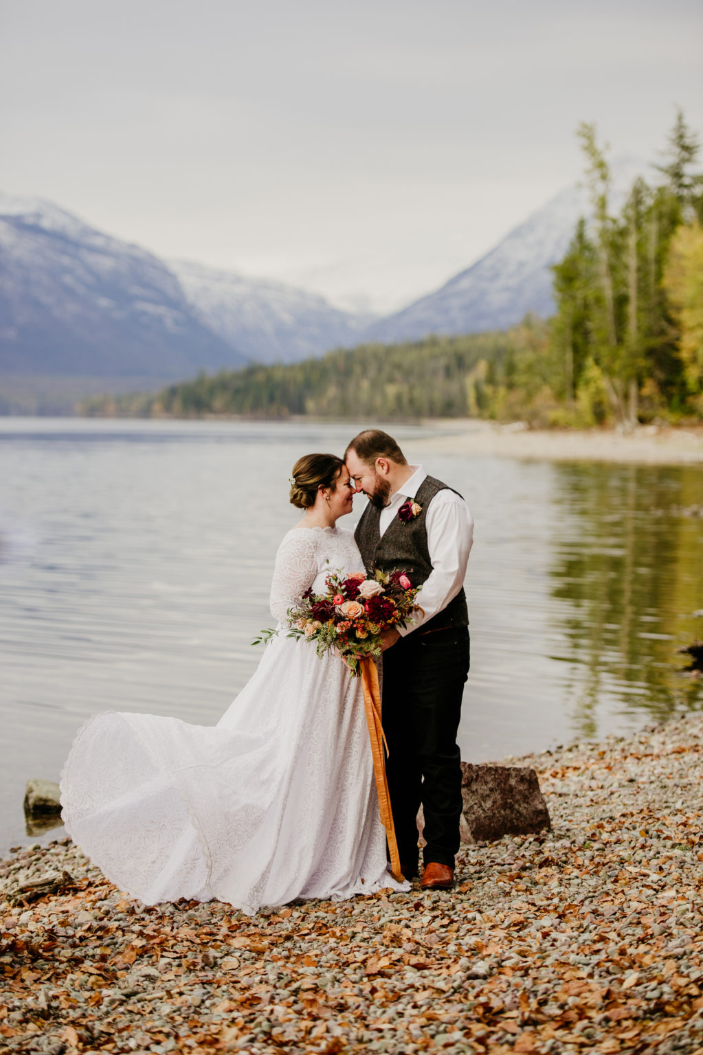 How to Elope in Glacier National Park - honeybeeweddingsmt.com