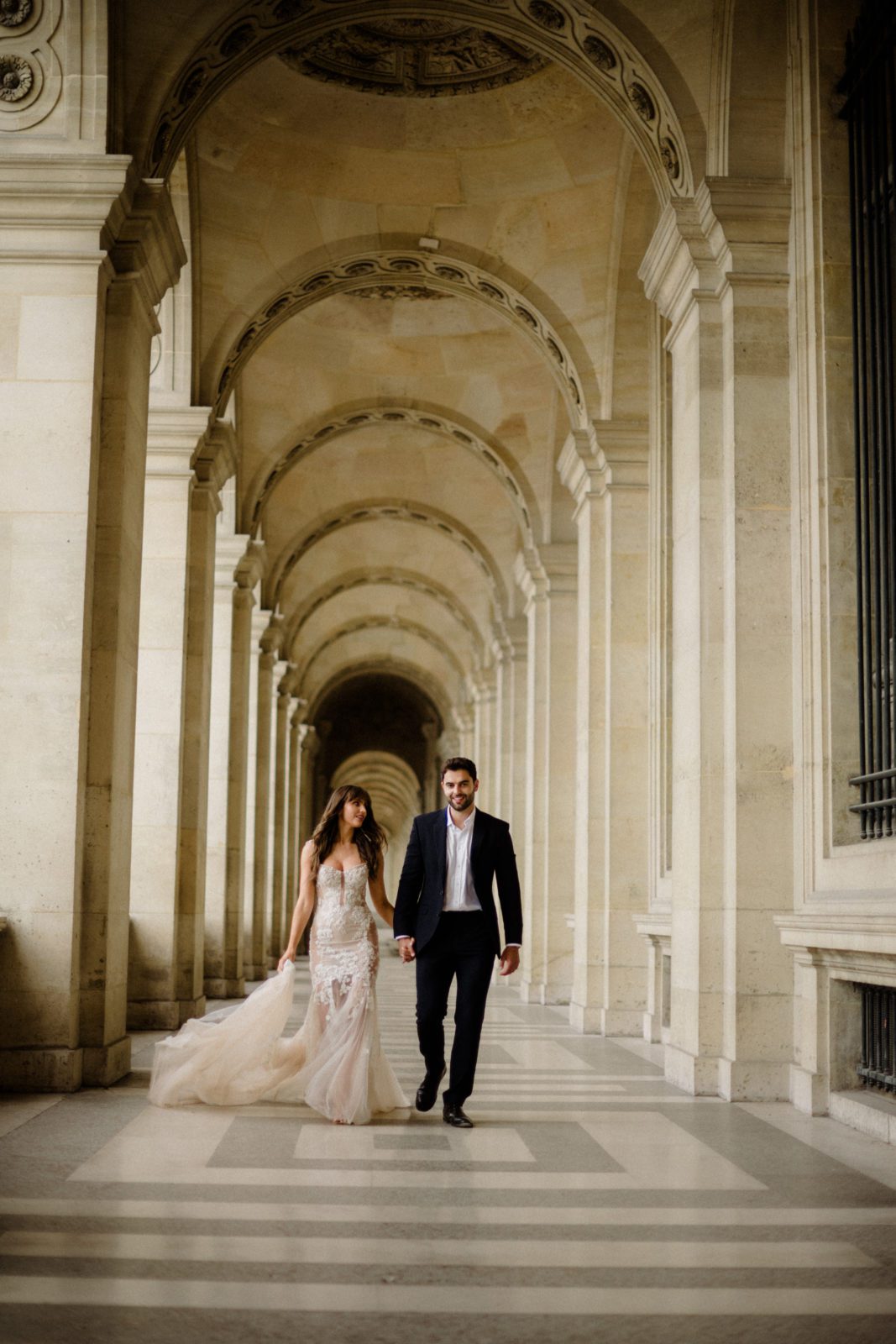 9 ways to use your wedding photos - tips from the photographer pro