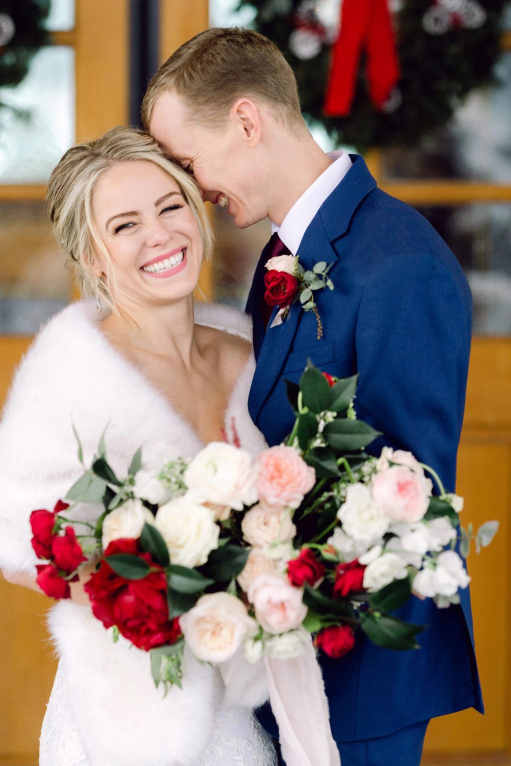 9 ways to use your wedding photos - tips from the photographer pro